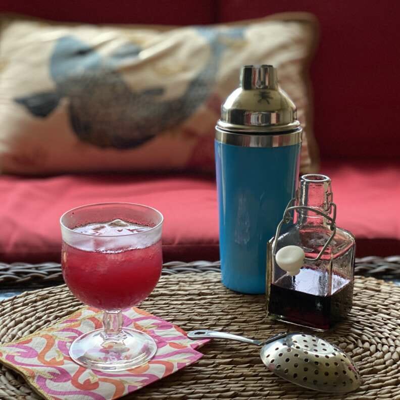 Lebanese-Style Iced Tea Recipe - Luzianne Tea