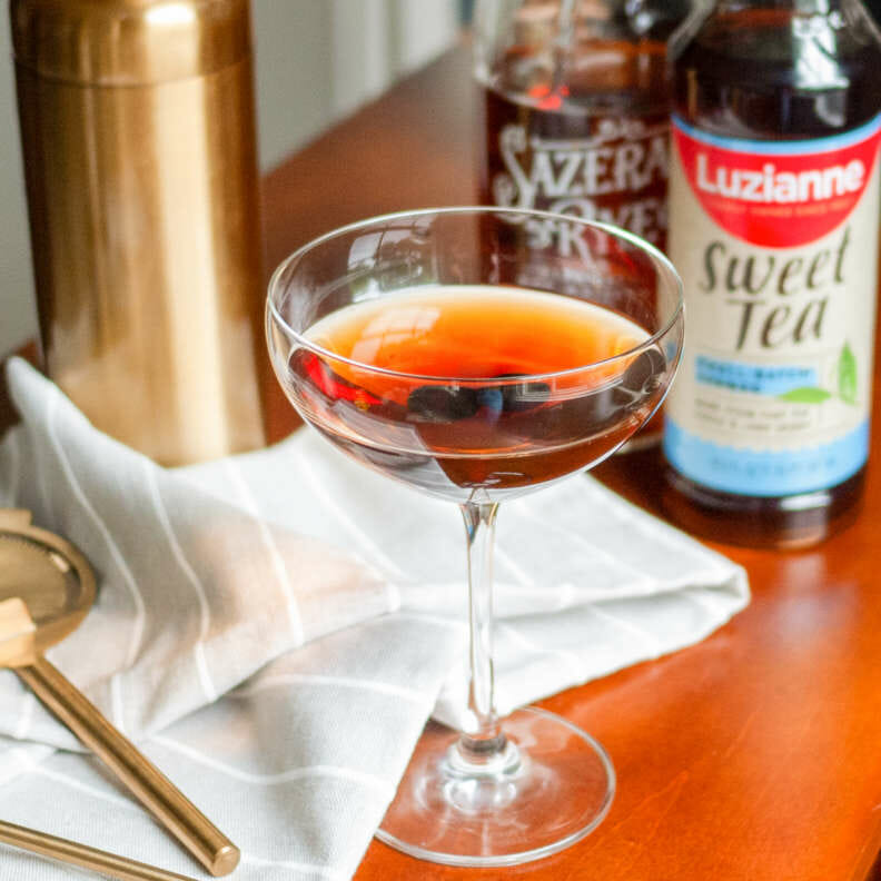 Southern Style Sweet Tea Recipe - Luzianne Tea