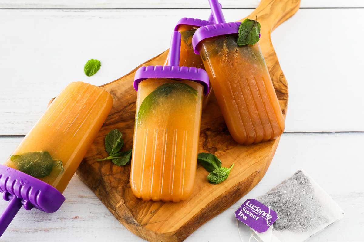 Sweet Tea Frozen Pops Recipe - Luzianne Tea