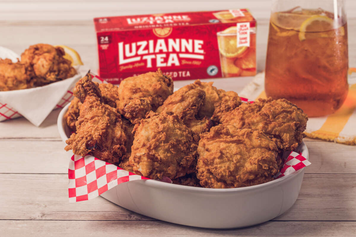 Sweet Tea Brined Fried Chicken Recipe - Luzianne Tea