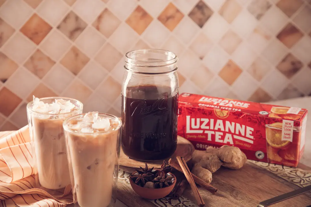 Spiked Watermelon Hibiscus Iced Tea Recipe - Luzianne Tea